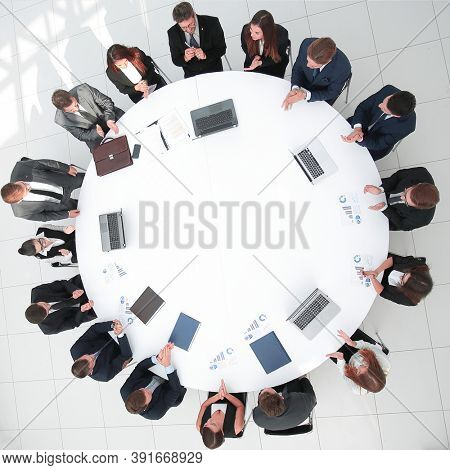 Round Table Discussion Images, Illustrations & Vectors (Free) - Bigstock
