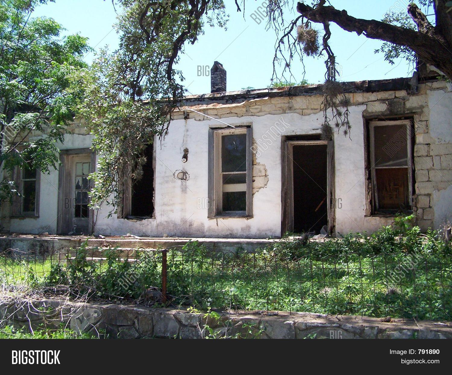 House Falling Apart Image & Photo (Free Trial) | Bigstock