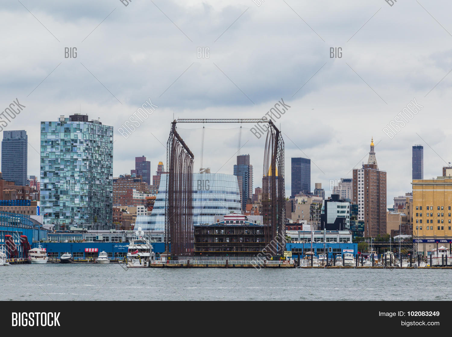 Gold Driving Range New Image & Photo (Free Trial) | Bigstock