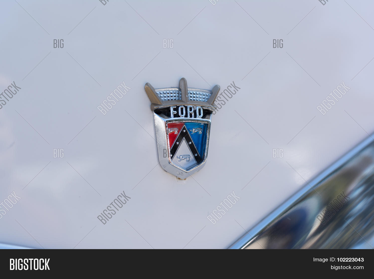 Ford Crown Victoria Image & Photo (Free Trial) | Bigstock