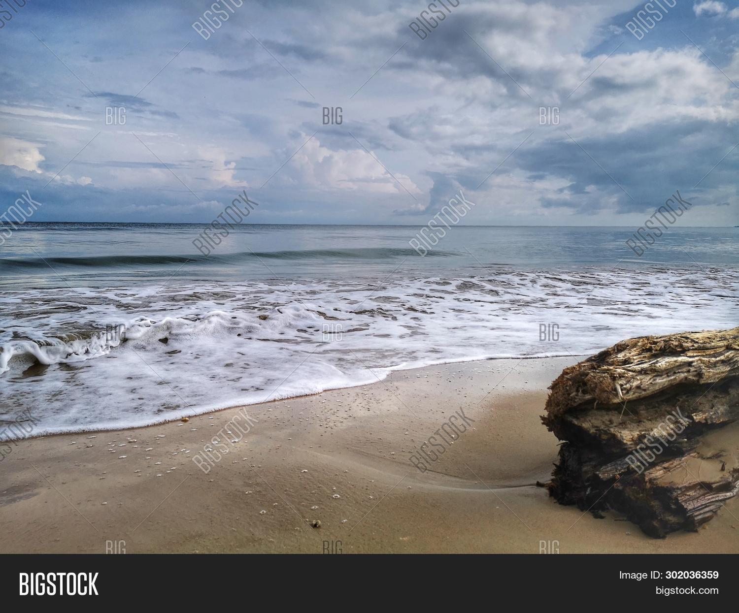 Beautiful Splash Silky Image & Photo (Free Trial) | Bigstock
