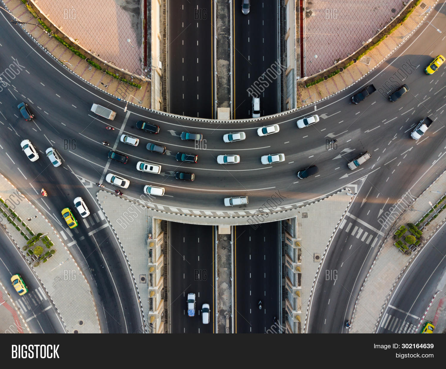 Circle Rama 5 Road Image & Photo (Free Trial) | Bigstock