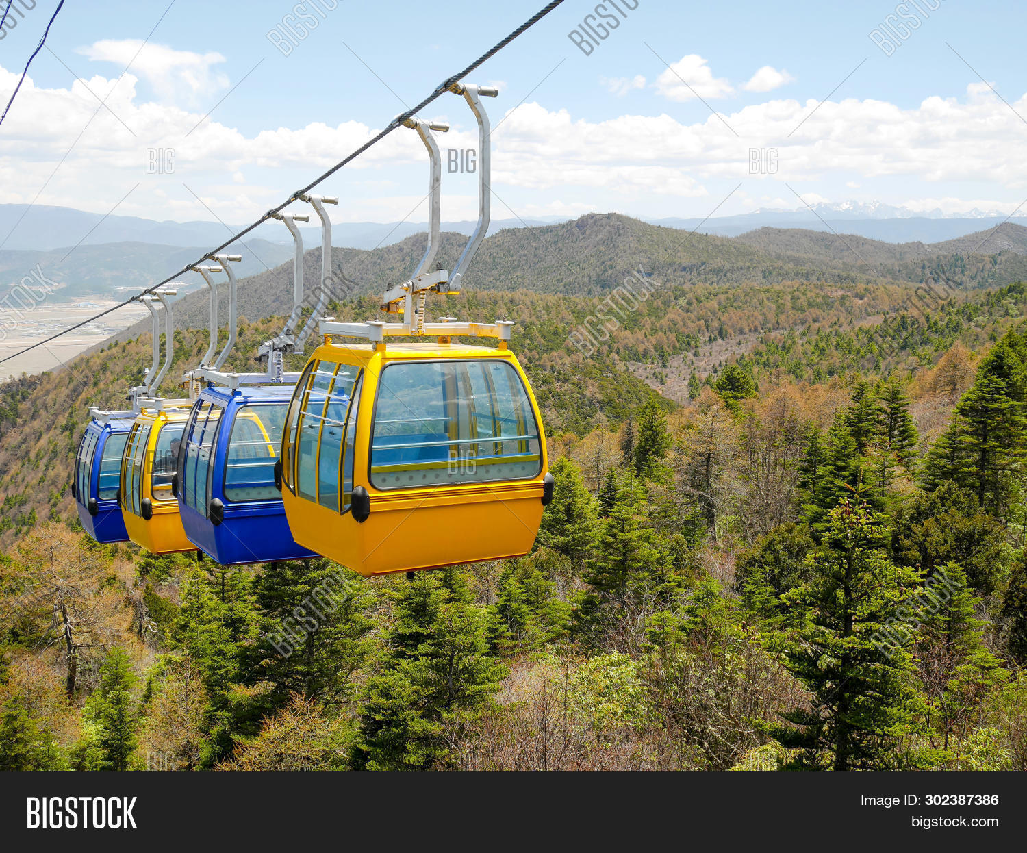 Cable Car Aerial Tram Image & Photo (Free Trial) | Bigstock