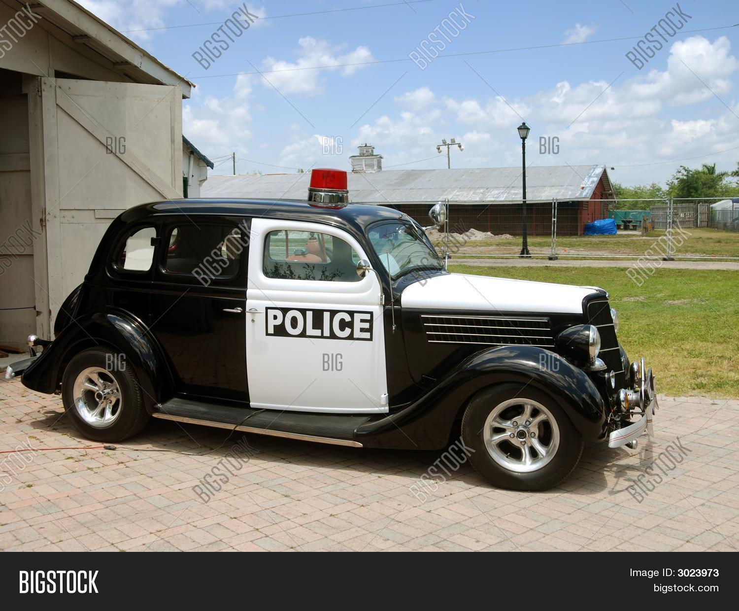 Old Police Car Image & Photo (Free Trial) | Bigstock