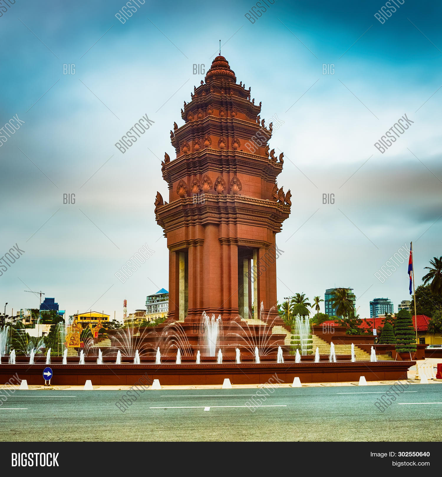 Independence Monument Image & Photo (Free Trial) | Bigstock