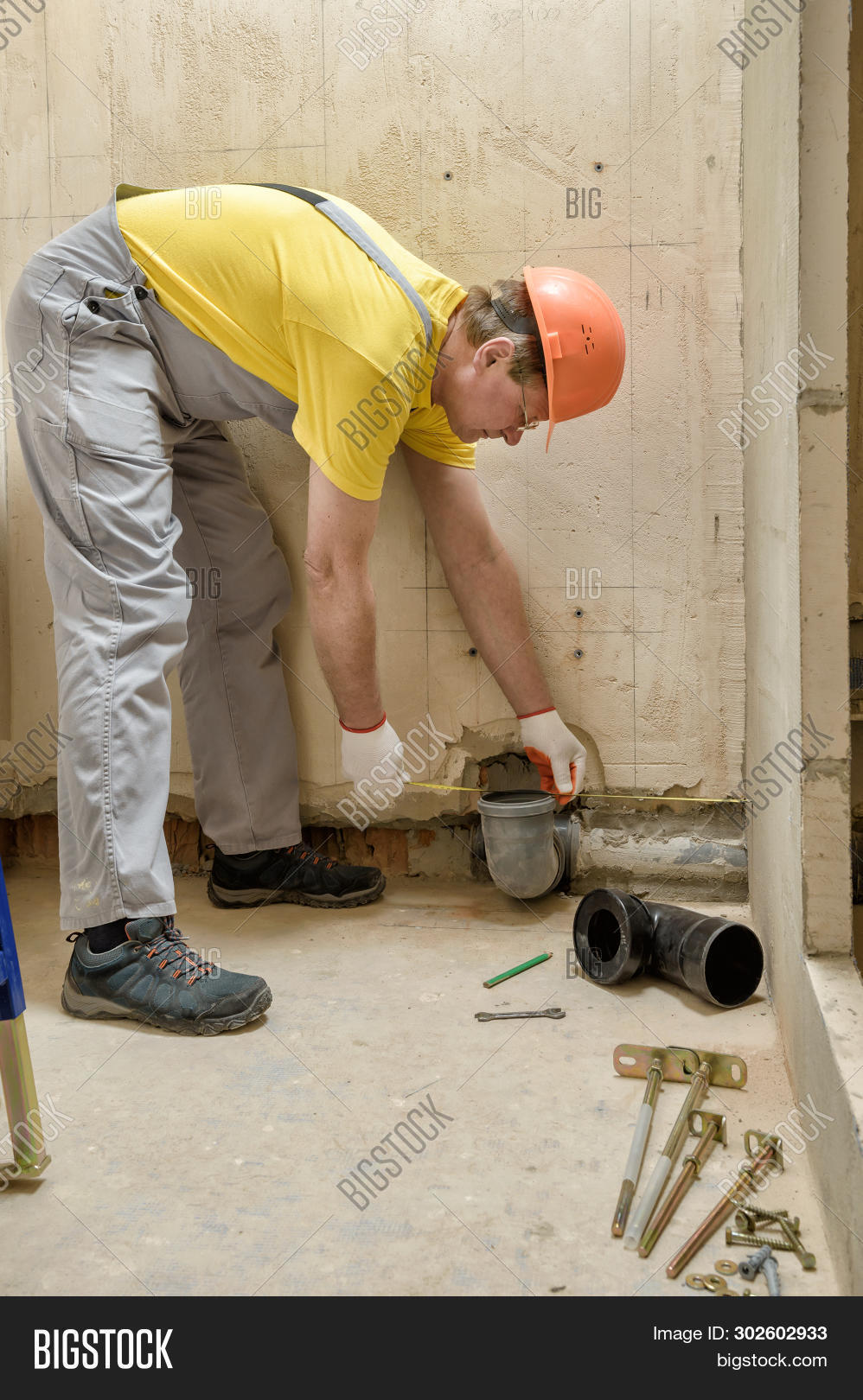 Worker Installing Image & Photo (Free Trial) | Bigstock