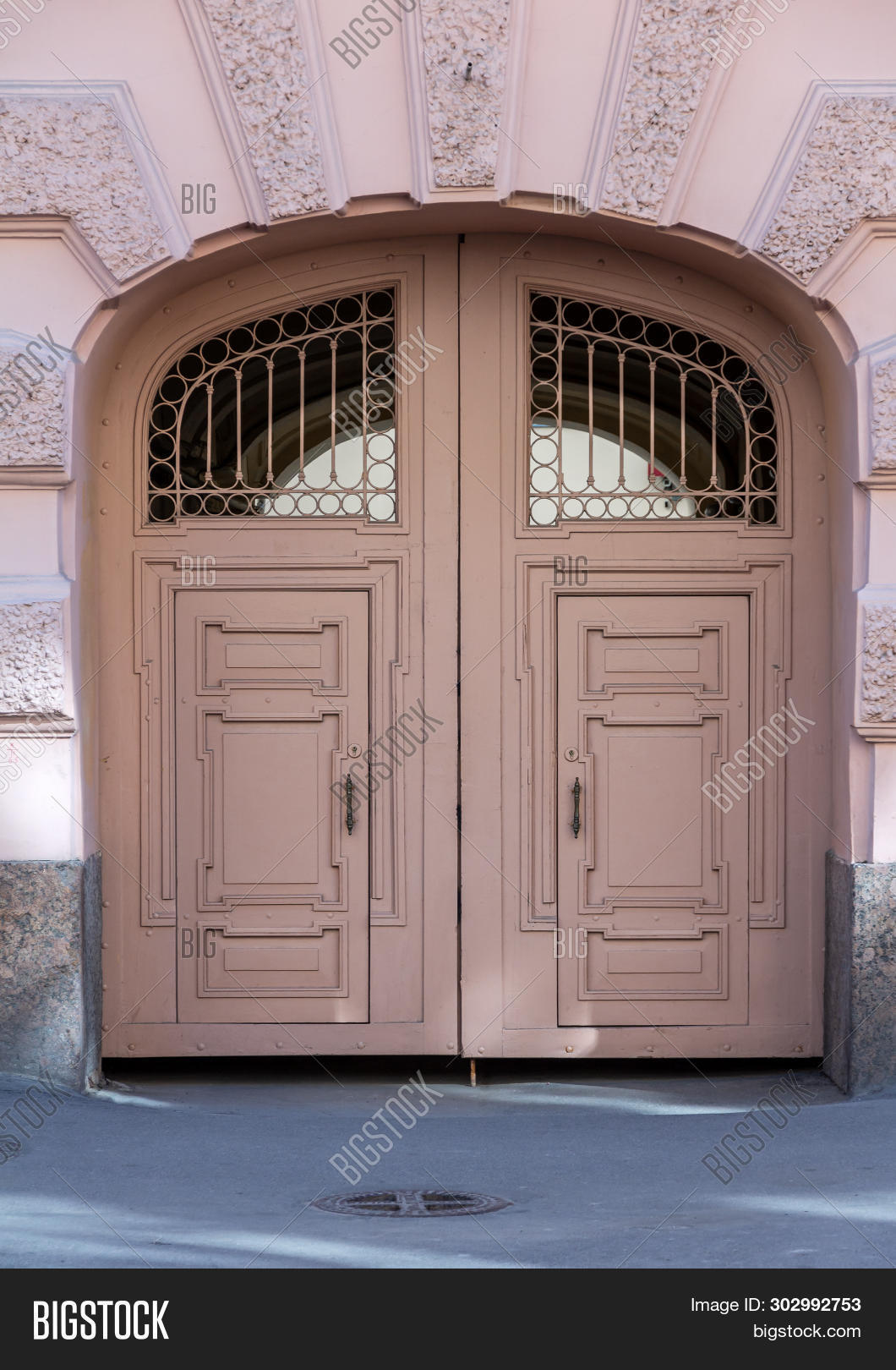 Old Closed Wooden Gate Image & Photo (Free Trial) | Bigstock