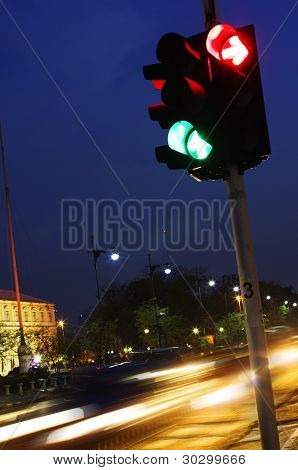 Traffic Light Night Image & Photo (Free Trial) | Bigstock