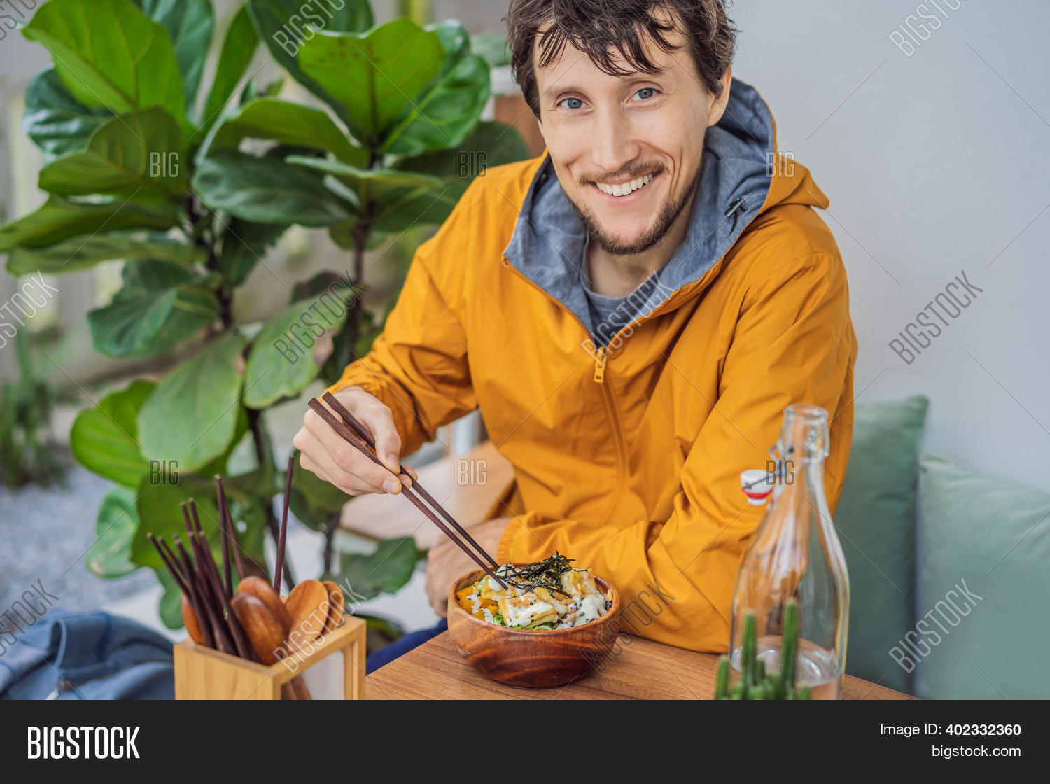 Man Eating Raw Organic Image & Photo (Free Trial) | Bigstock