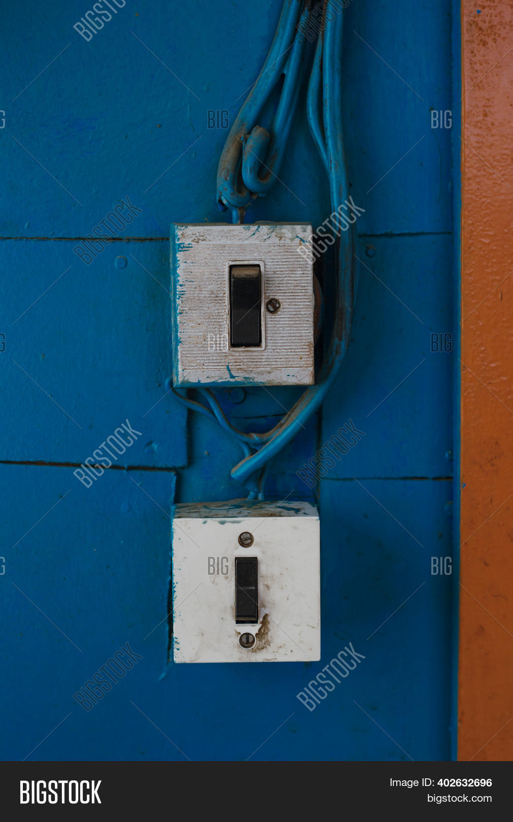 Old Switch On Wall Image & Photo (Free Trial) | Bigstock