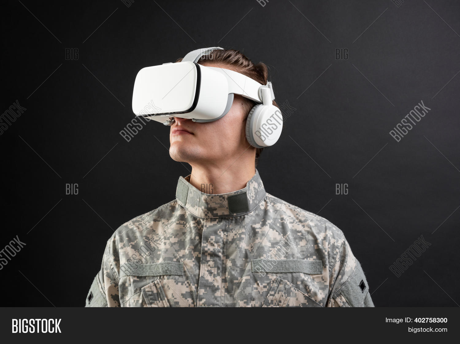 Soldier VR Headset Image & Photo (Free Trial) | Bigstock