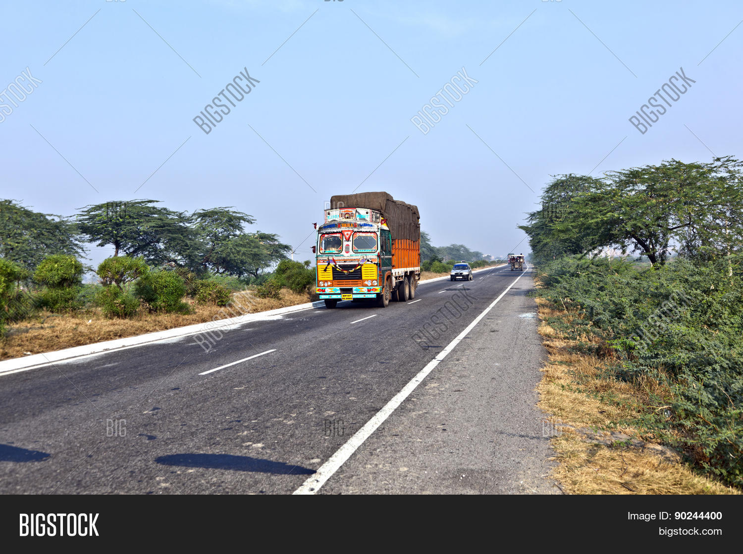 People Overloaded Cars Image & Photo (Free Trial) | Bigstock