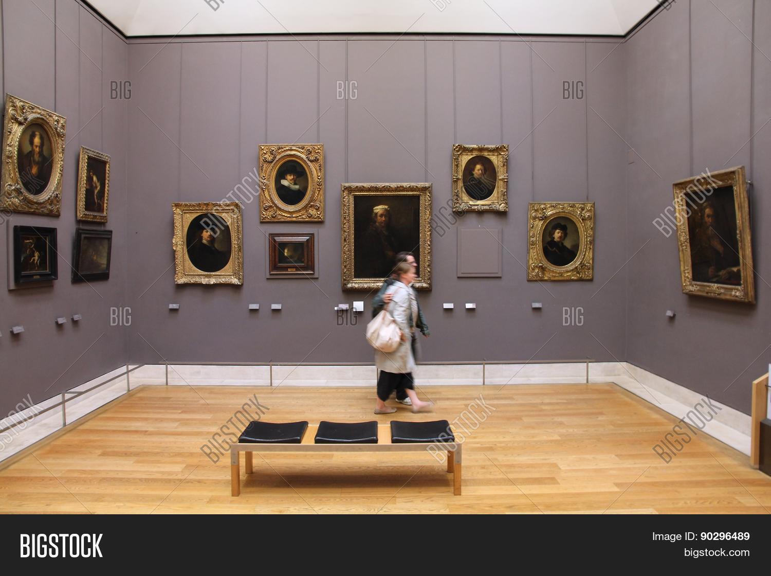 People Visit Museum Image & Photo (Free Trial) | Bigstock