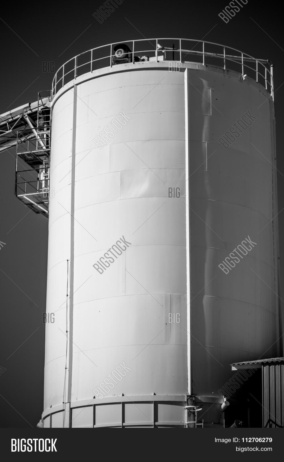 Refinery Structure, Image & Photo (Free Trial) | Bigstock