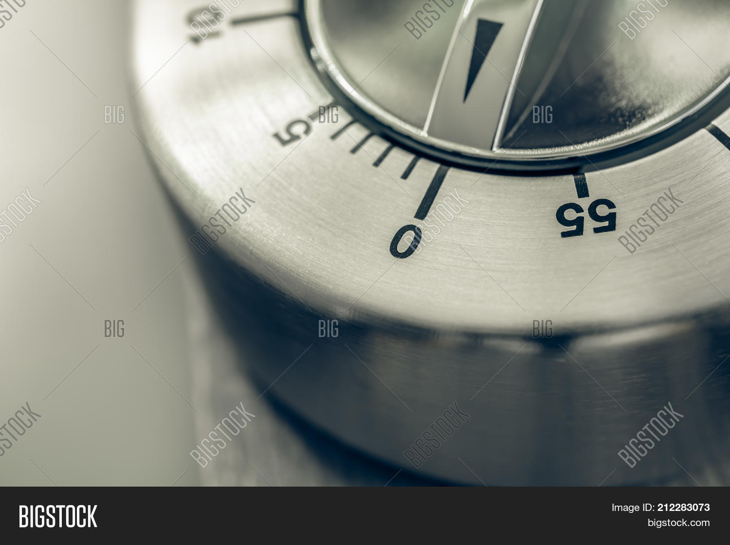 0 Minutes - 1 Hour - Image & Photo (Free Trial) | Bigstock