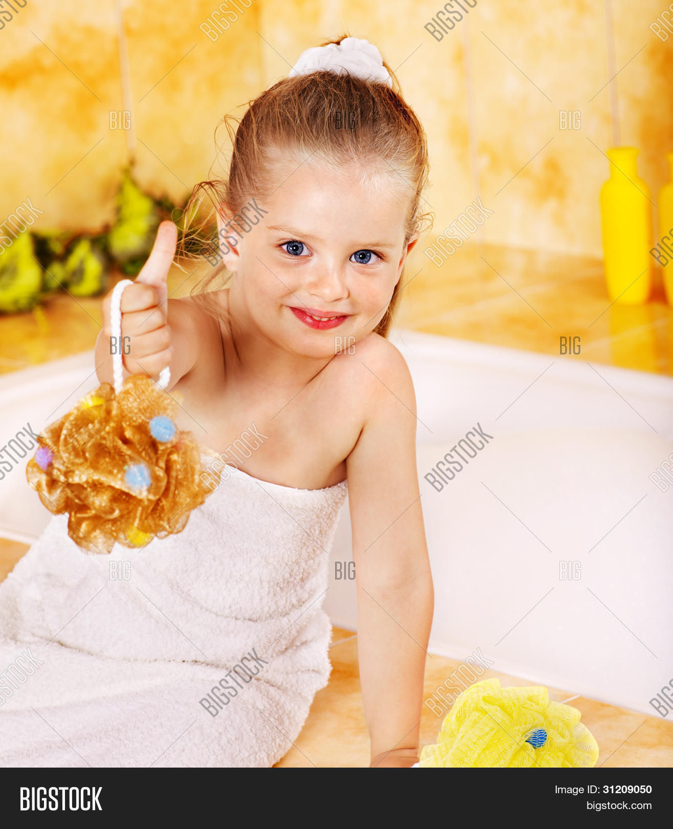 Little Girl Washing Image & Photo (Free Trial) | Bigstock