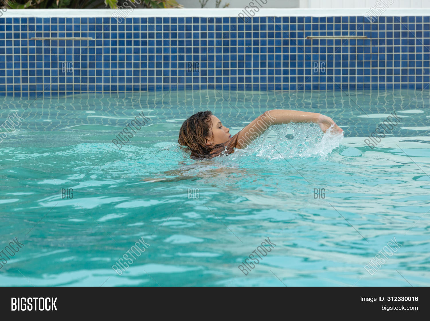 Side View Caucasian Image & Photo (Free Trial) | Bigstock