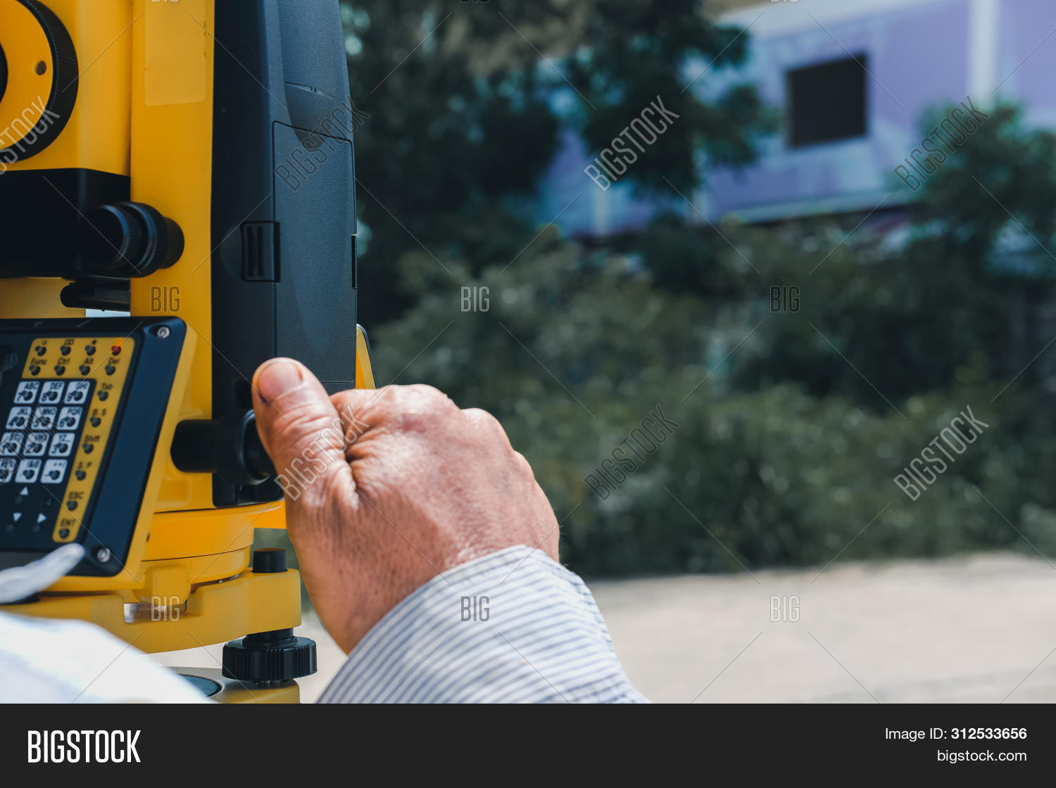 Tacheometer Land Image & Photo (Free Trial) | Bigstock