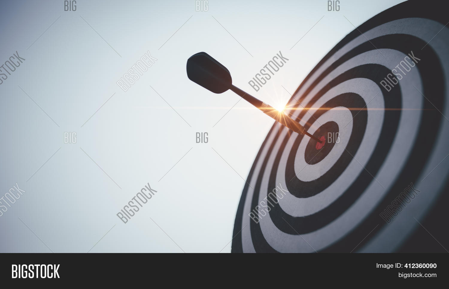 Bullseye Target Image & Photo (Free Trial) | Bigstock