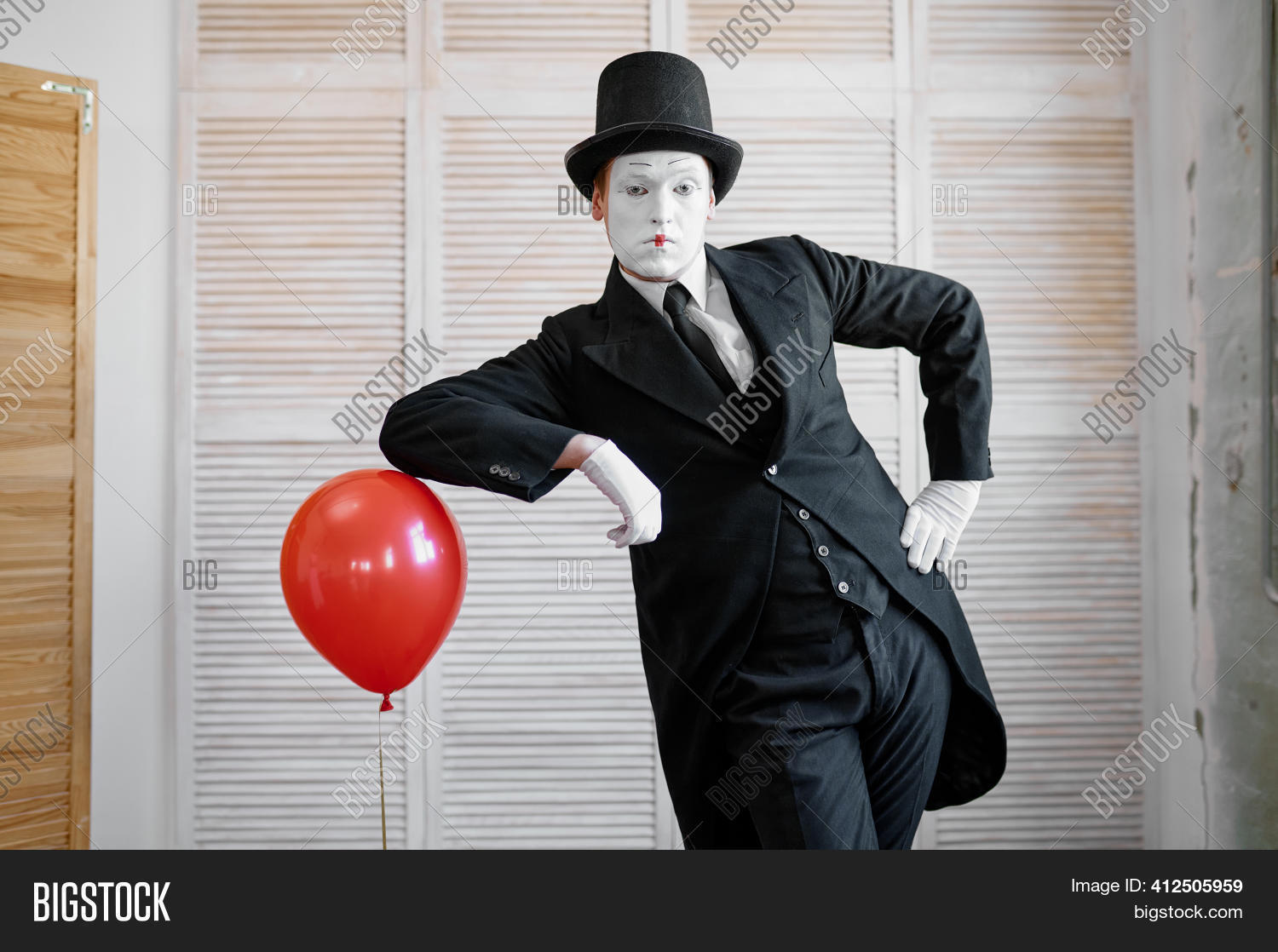 Mime Artist, Scene Air Image & Photo (Free Trial) | Bigstock