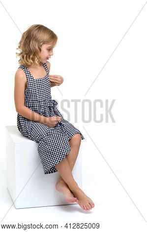 Barefoot Preteen Girl Images, Illustrations & Vectors (Free) - Bigstock