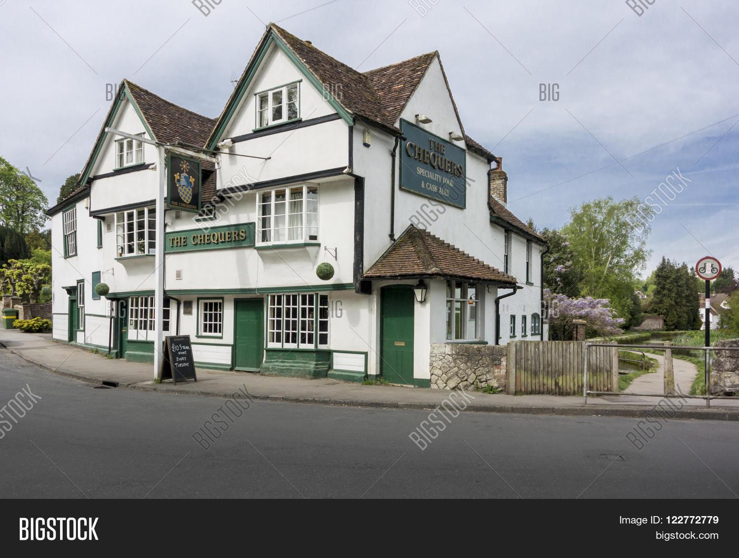 LOOSE KENT UK 11 MAY Image & Photo (Free Trial) | Bigstock