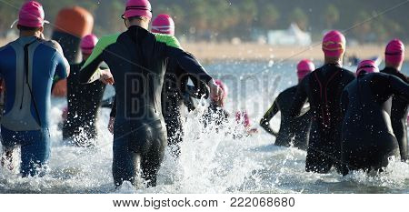 Swim Race Images, Illustrations, Vectors - Swim Race Stock Photos ...