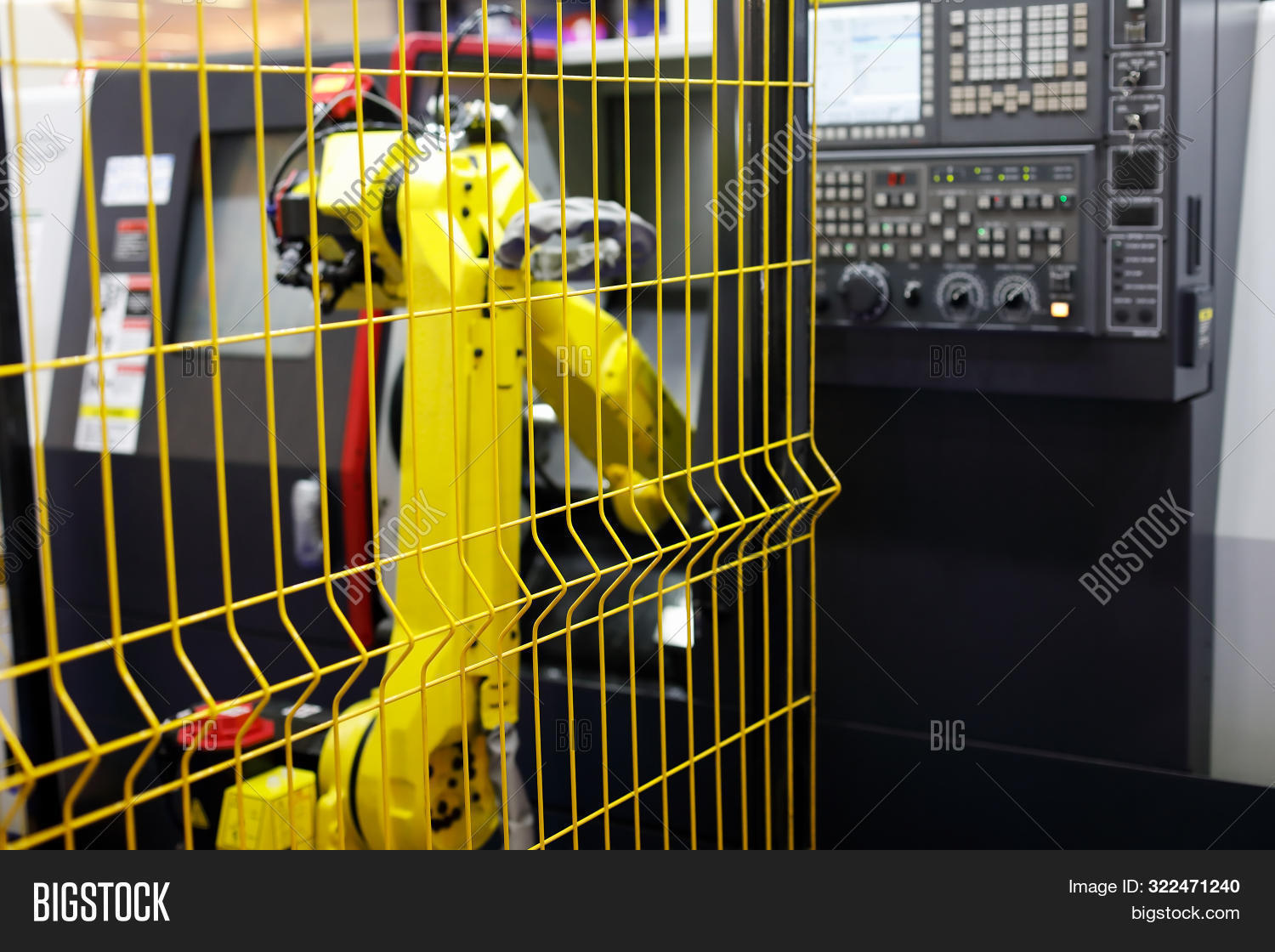 Automated Robotic Cell Image & Photo (Free Trial) | Bigstock