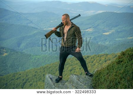 Hunter Hunting Gun Image & Photo (Free Trial) | Bigstock