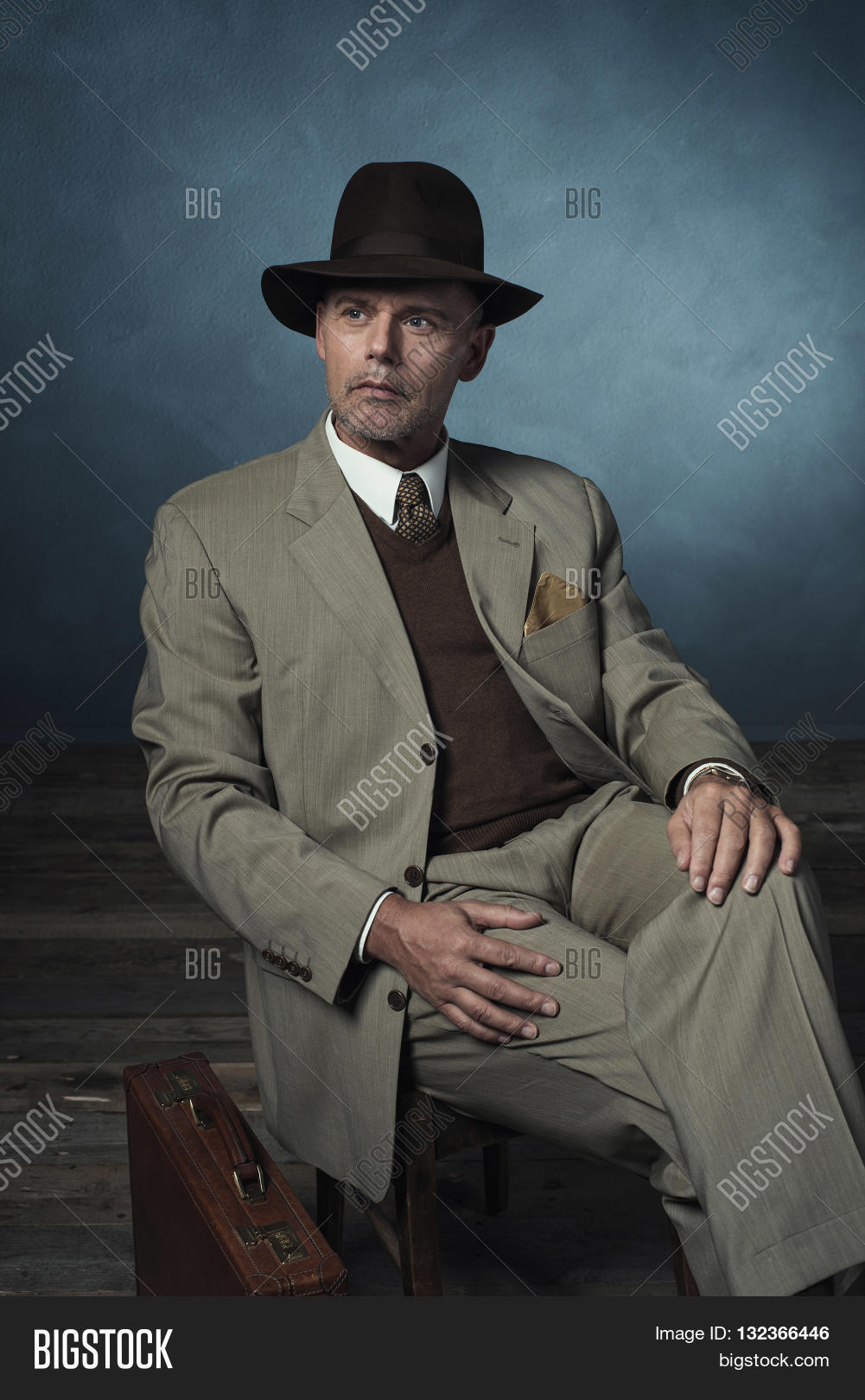 1940 Businessman Costume
