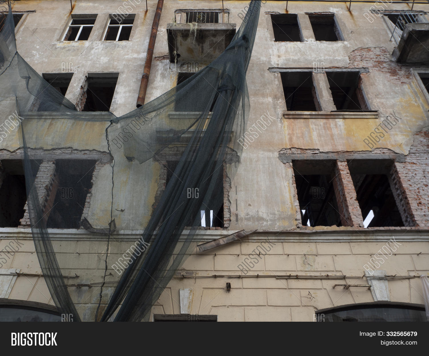 Empty Ghosts House Image & Photo (Free Trial) | Bigstock