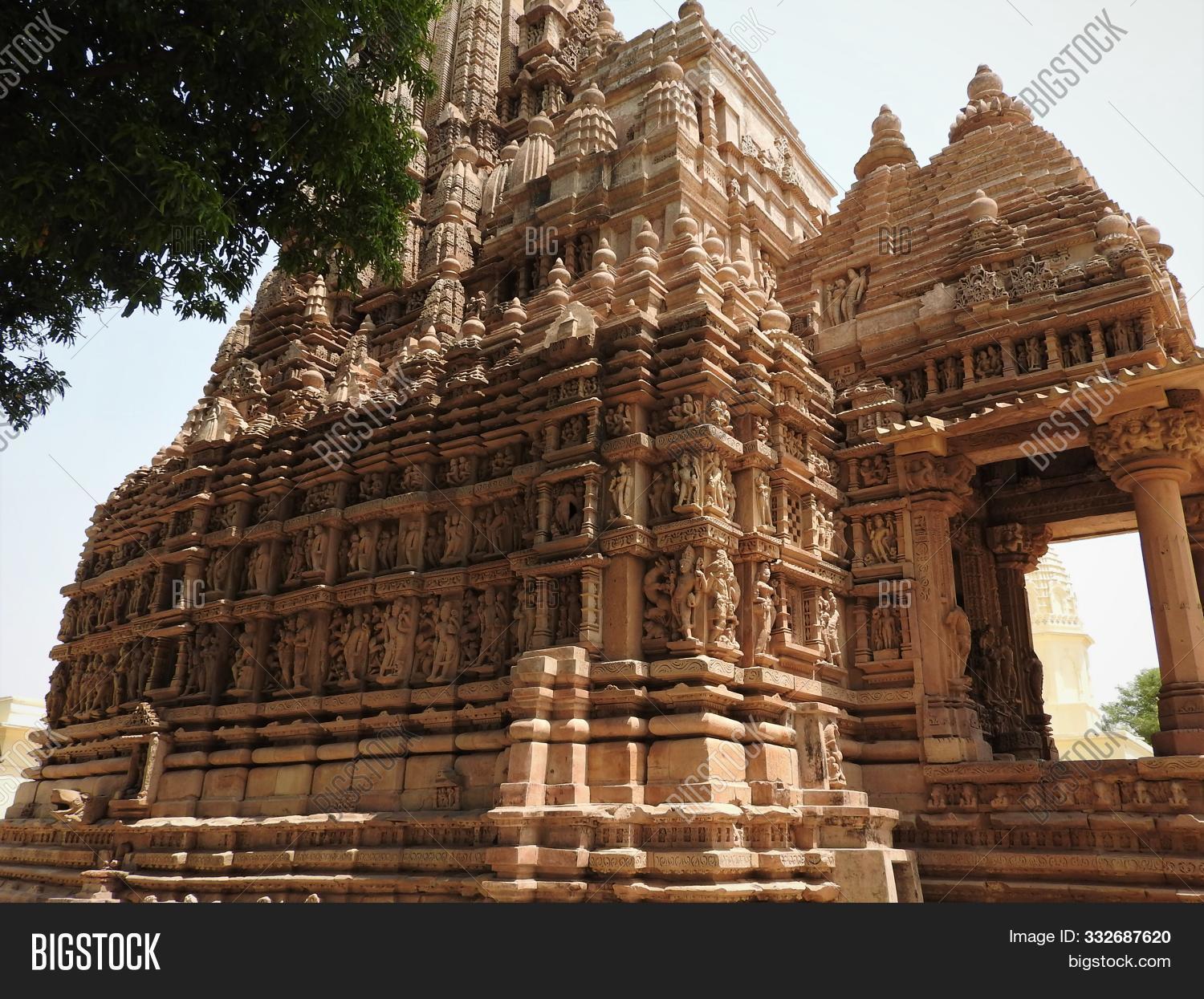 Kandariya Mahadeva Temple