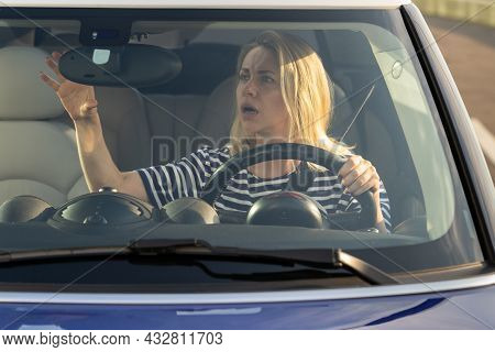 Shocked Woman Driver Image & Photo (Free Trial) | Bigstock