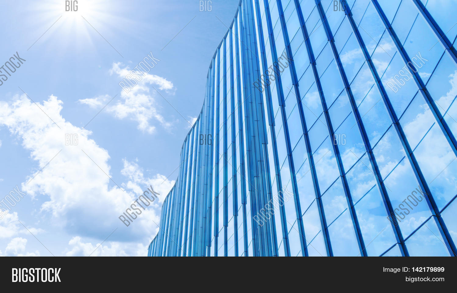 Perspective Underside Image & Photo (Free Trial) | Bigstock