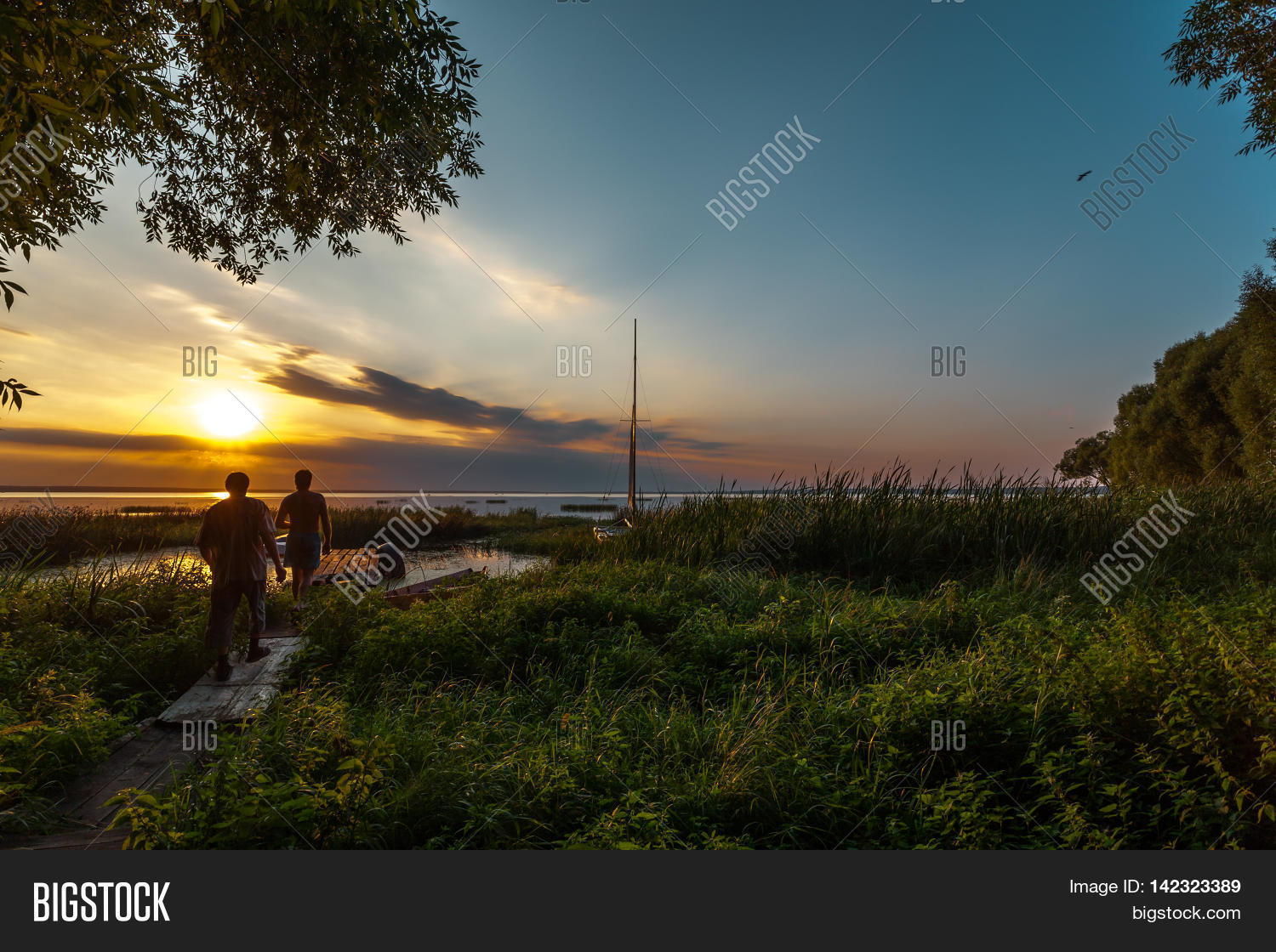 Two Unknown Men Meet Image & Photo (Free Trial) | Bigstock