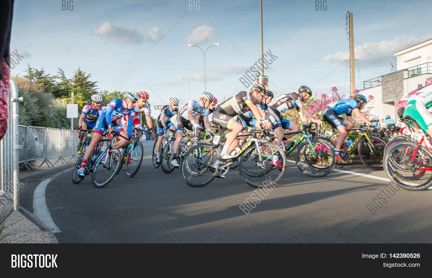 Professional Cyclist Image & Photo (Free Trial) | Bigstock