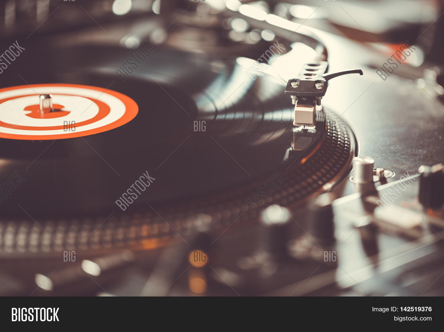 Professional Turntable Image & Photo (Free Trial) | Bigstock