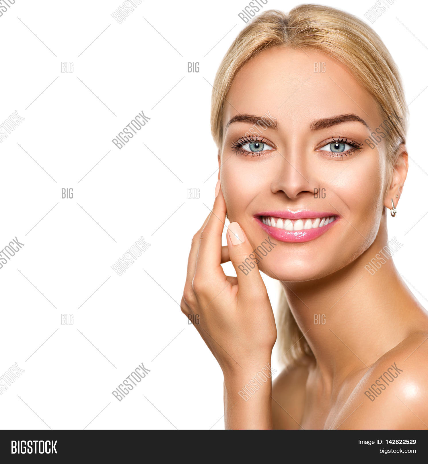 Beauty Spa Model Girl Image & Photo (Free Trial) | Bigstock