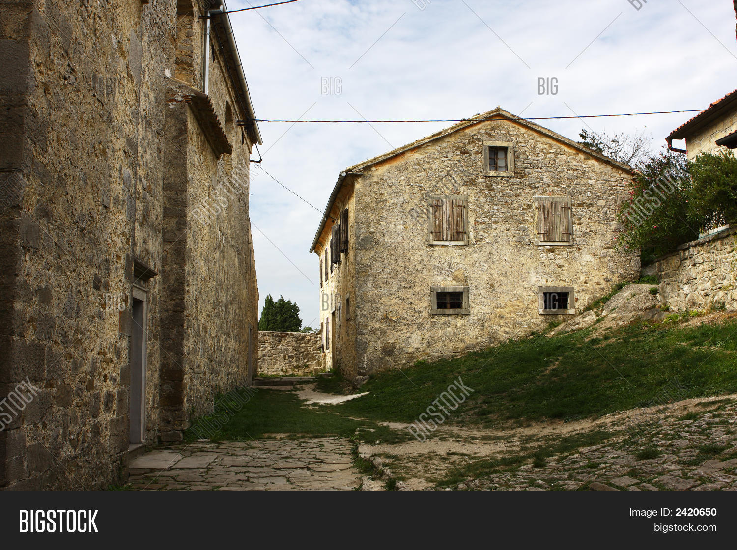 Ancient House Image & Photo (Free Trial) | Bigstock