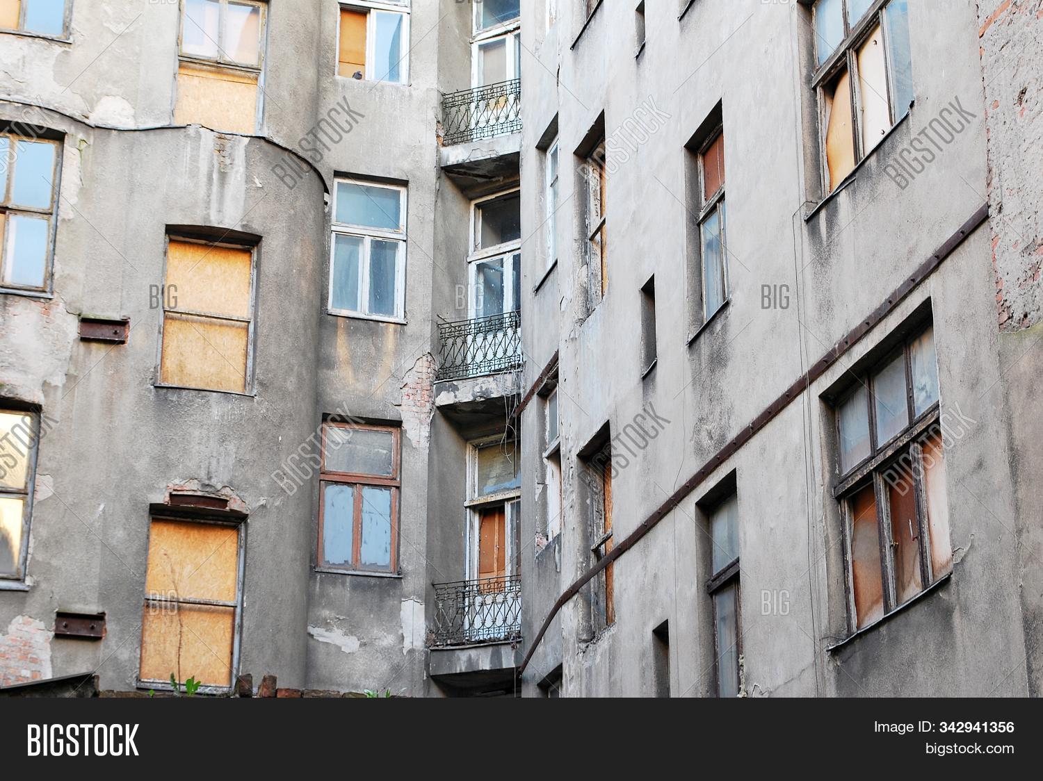 Historic House. Front Image & Photo (Free Trial) | Bigstock
