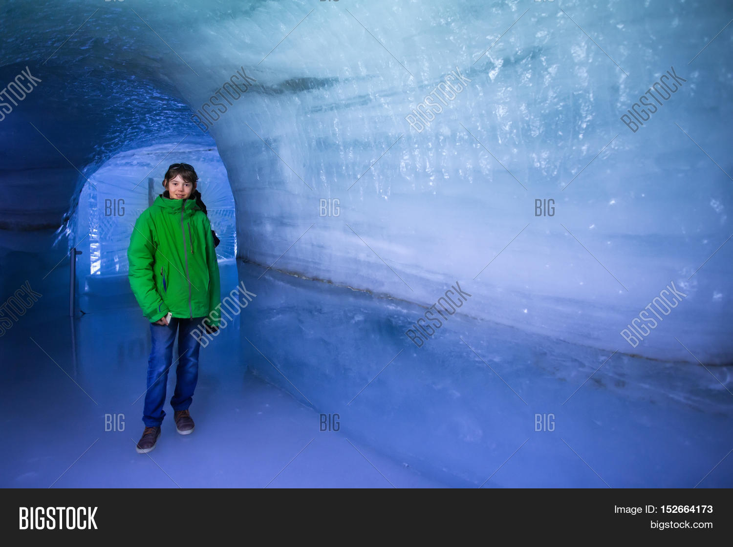 Child Visiting Ice Image & Photo (Free Trial) | Bigstock