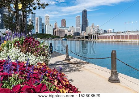Walkway Along Chicago Image & Photo (Free Trial) | Bigstock