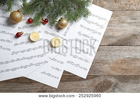 Christmas Music Notes Background Images, Illustrations & Vectors (Free ...