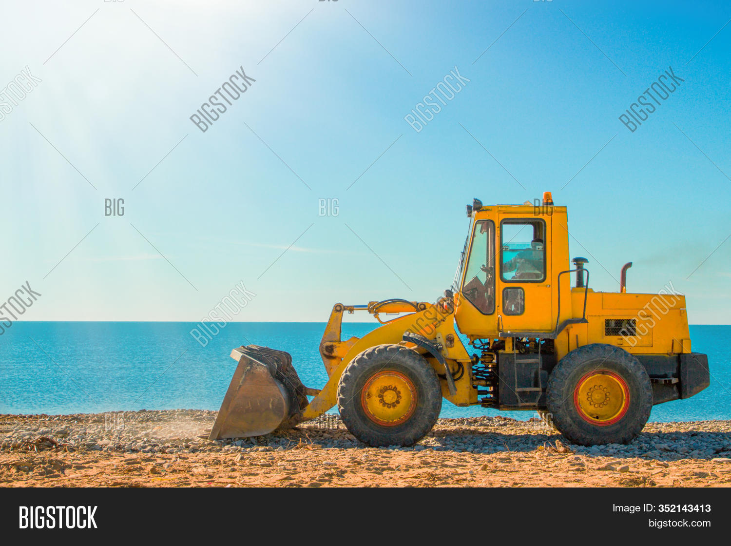 Yellow Bulldozer On Image & Photo (Free Trial) | Bigstock