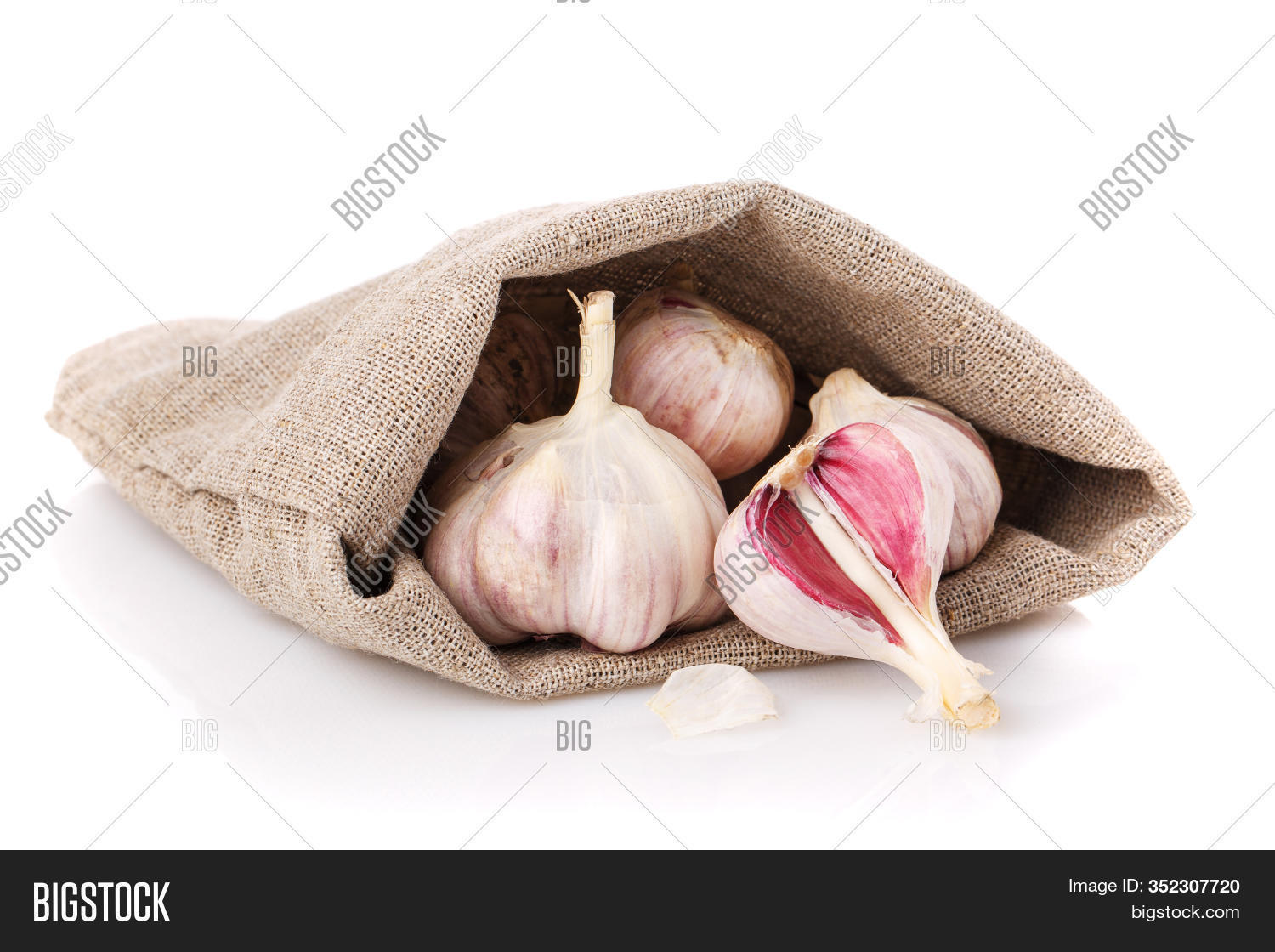 Fresh Garlic Burlap Image & Photo (Free Trial) | Bigstock