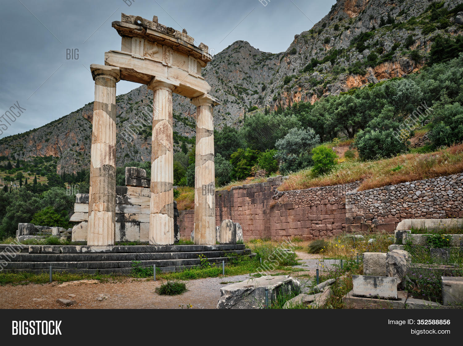 Tholos Doric Columns Image & Photo (Free Trial) | Bigstock