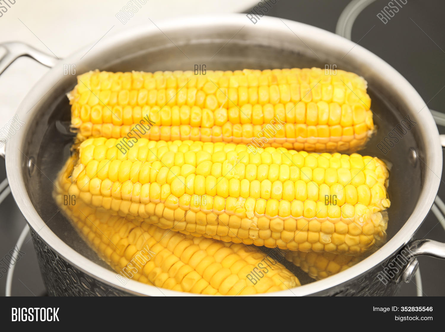 Pot Boiling Fresh Corn Image & Photo (Free Trial) | Bigstock