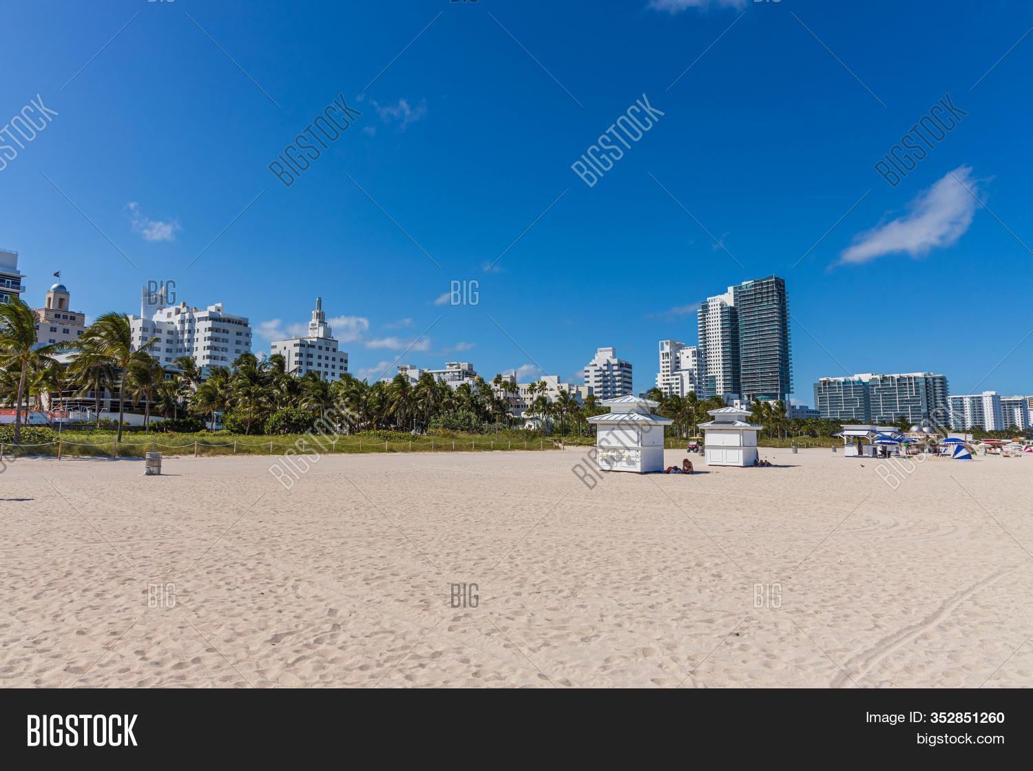 Beautiful Landscape Image & Photo (Free Trial) | Bigstock
