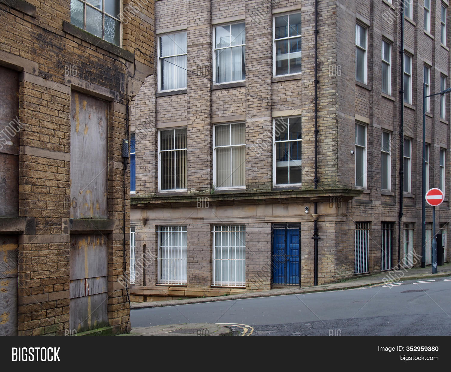 Street Corner View Image & Photo (Free Trial) | Bigstock