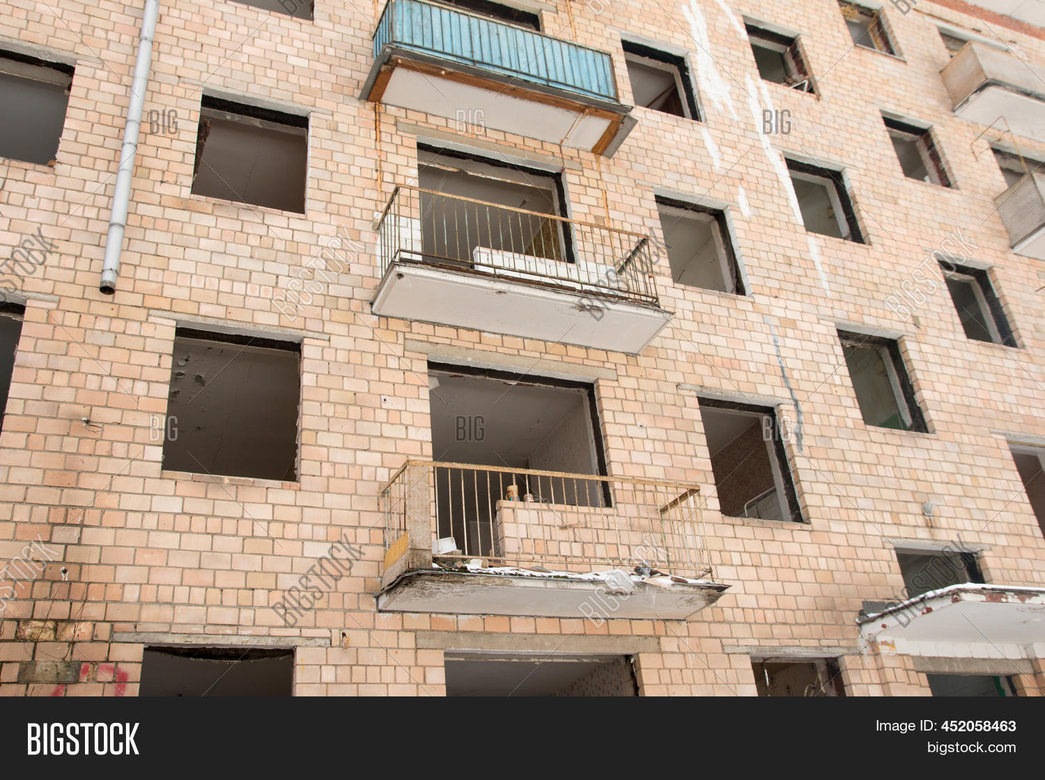 Ruined Brick Apartment Image & Photo (Free Trial) | Bigstock